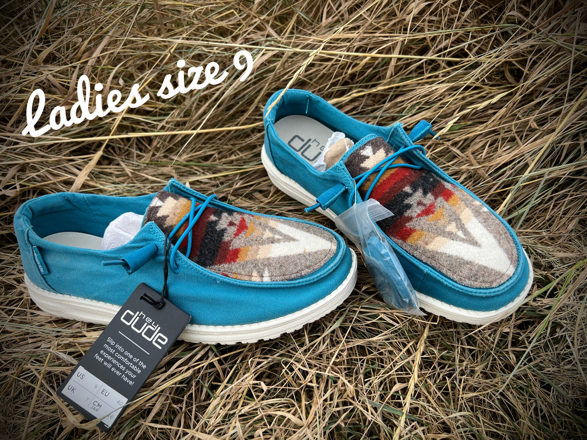 Buckaroo Dudes - Women's size 9 - Azur – Silver Wings Custom Leather